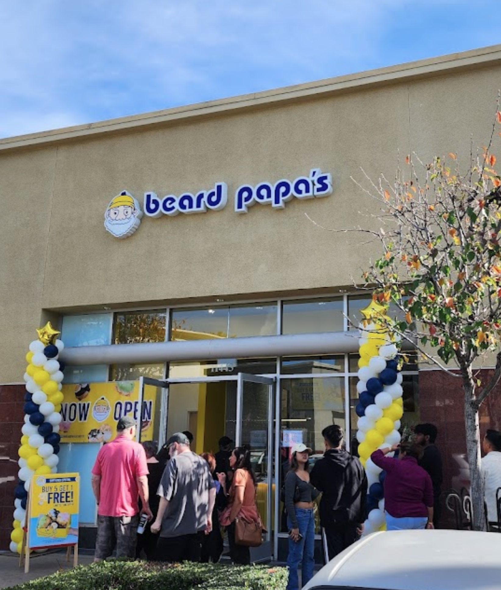 Beard Papa Cerritos - Fresh & Natural Cream Puffs — Beard Papa's Cream ...
