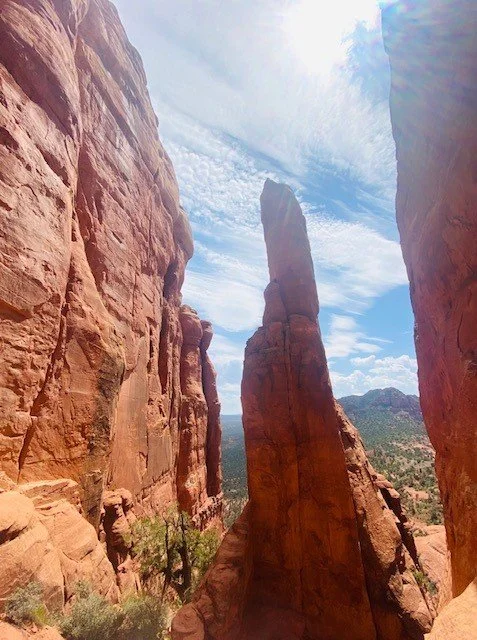Awe-Inspiring Views Hiking Cathedral Rock in Sedona, Arizona ...