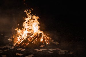 Campfire Games for Kids, Adults and Families — discovering anew