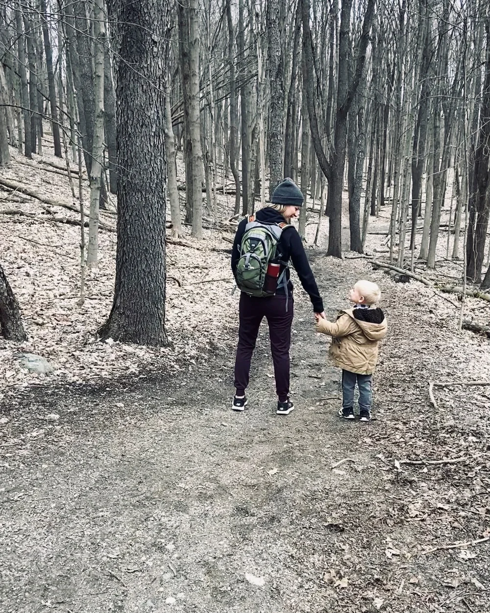 Hiking with Kids: Tips and Packing List for Day Hikes — discovering anew