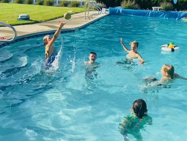 Summer Pool Games for Kids, Adults and Large Groups — discovering anew