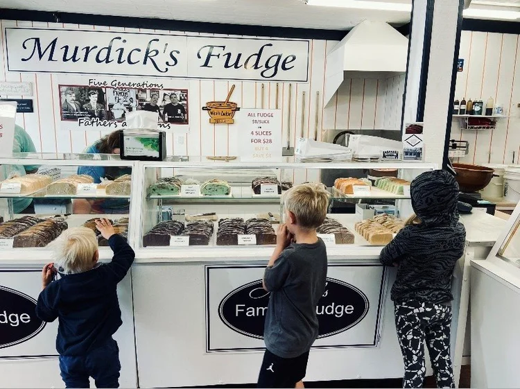 A Day Trip to Mackinaw Island with Kids — discovering anew