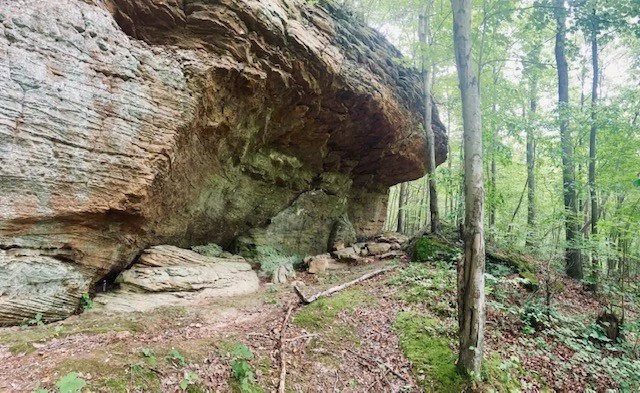 Secluded Hiking at Ohio Hanging Rock Preserve — discovering anew
