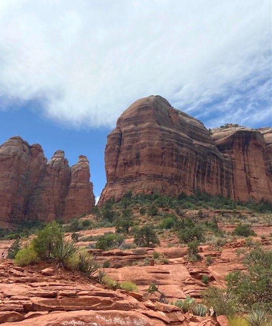 Awe-Inspiring Views Hiking Cathedral Rock in Sedona, Arizona ...