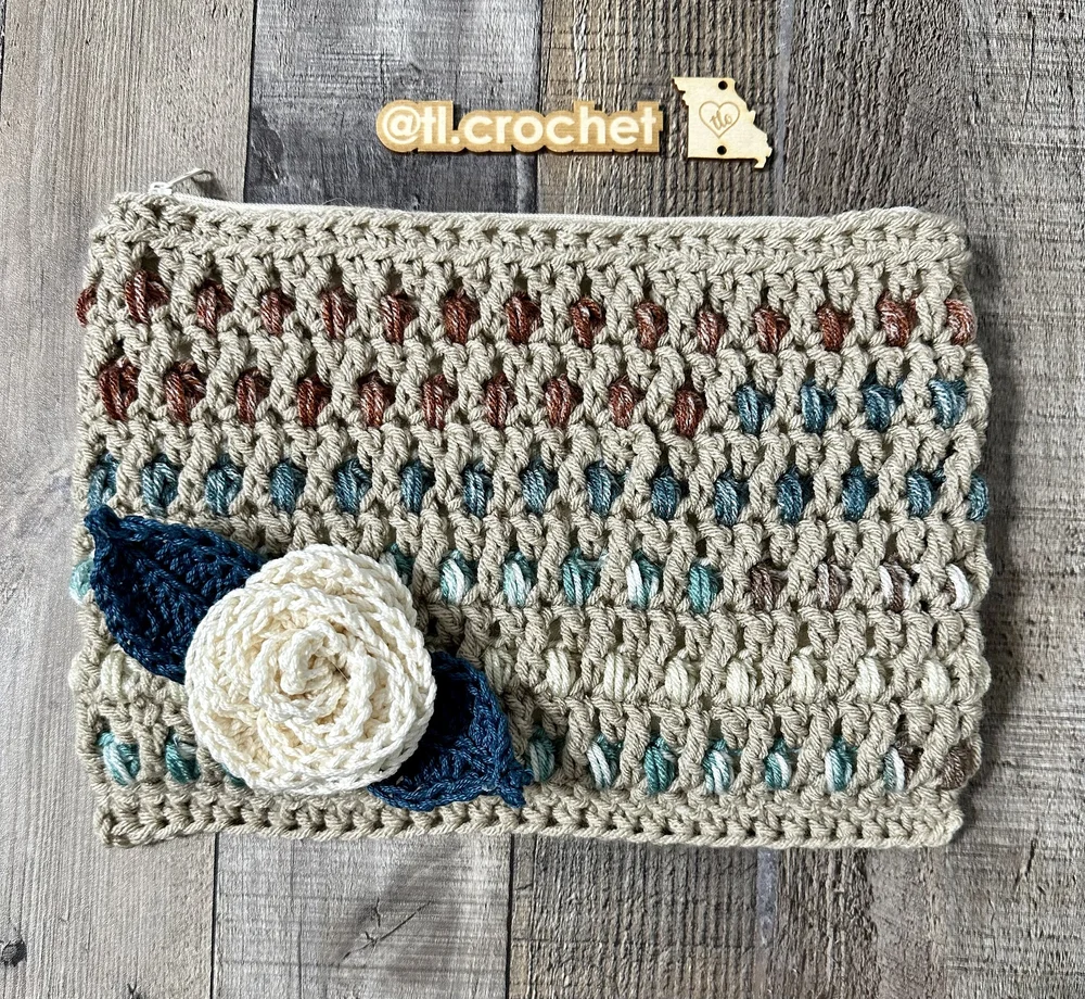 Simple Pouch Crochet Pattern — tlcrochet