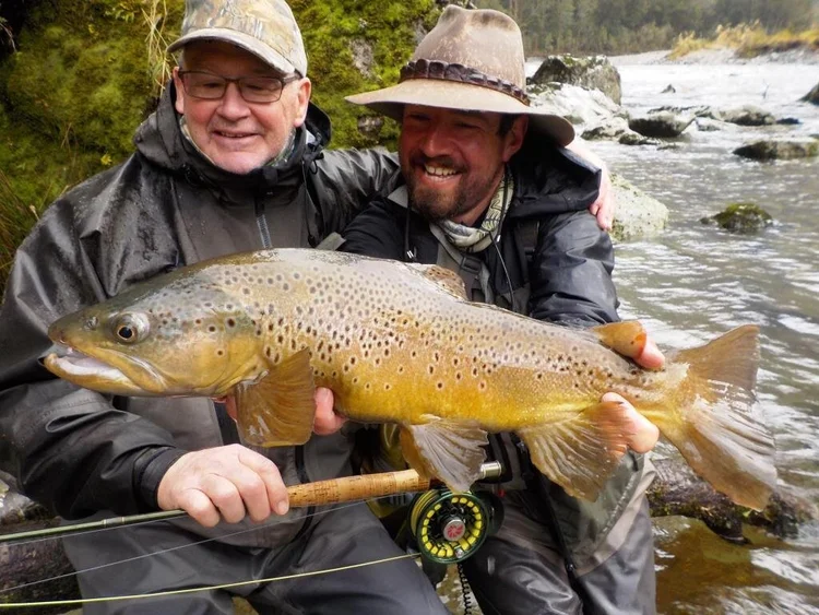 S² Expeditions - Fish, Float, Hunt and Stay with S²