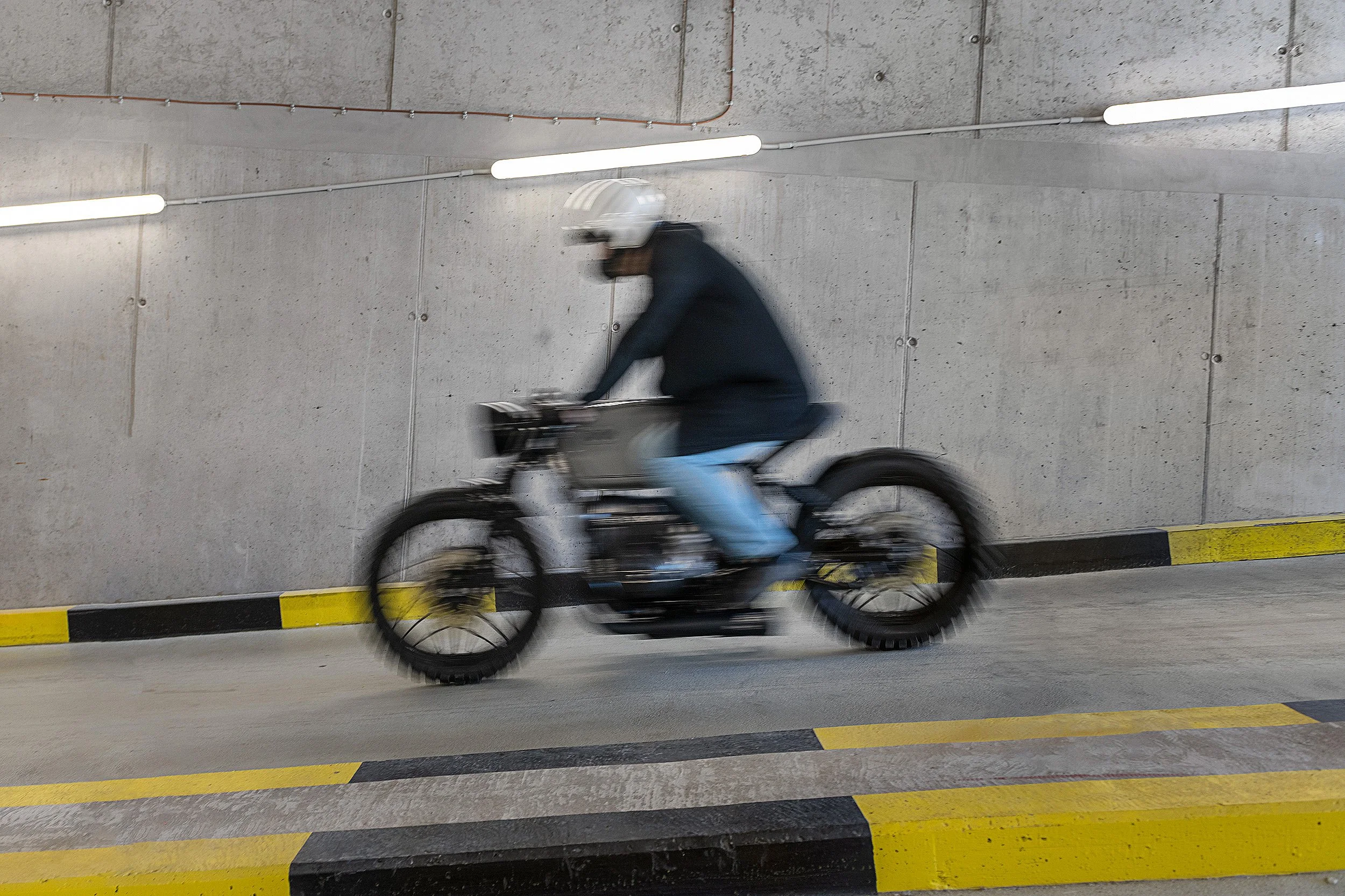 BMW R100RT 1981 — EARTH motorcycles