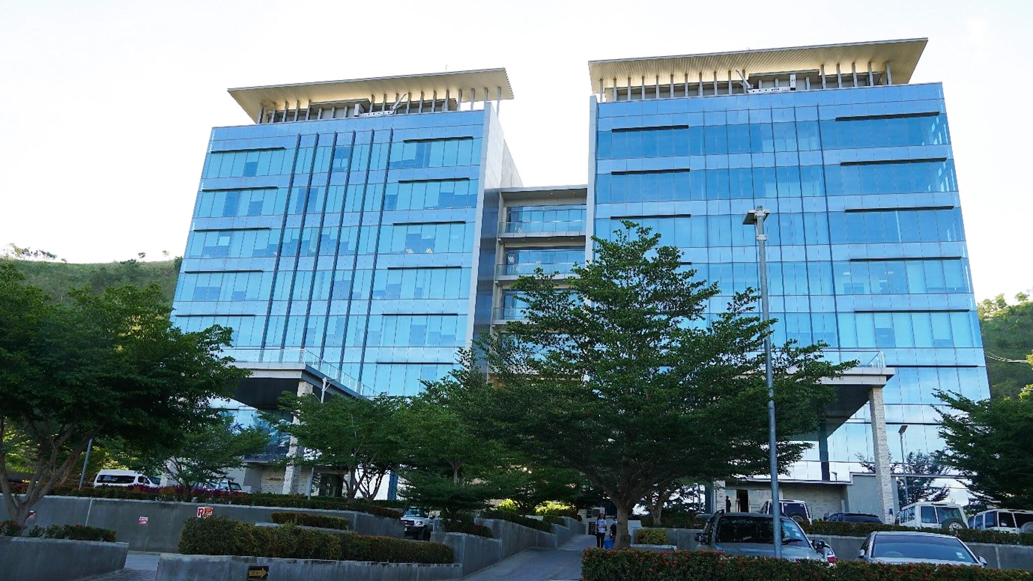 Stratos Building — Savannah Heights