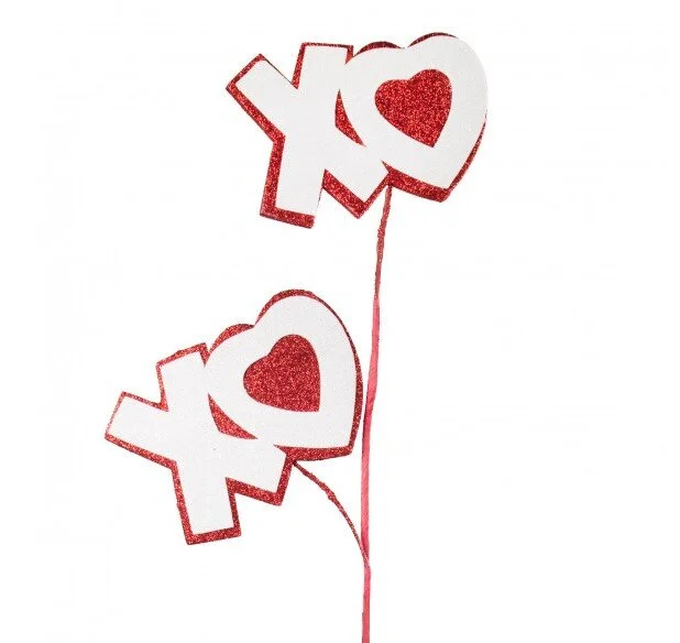 XOXO Heart Spray, 27.5" — Holiday Whimsy