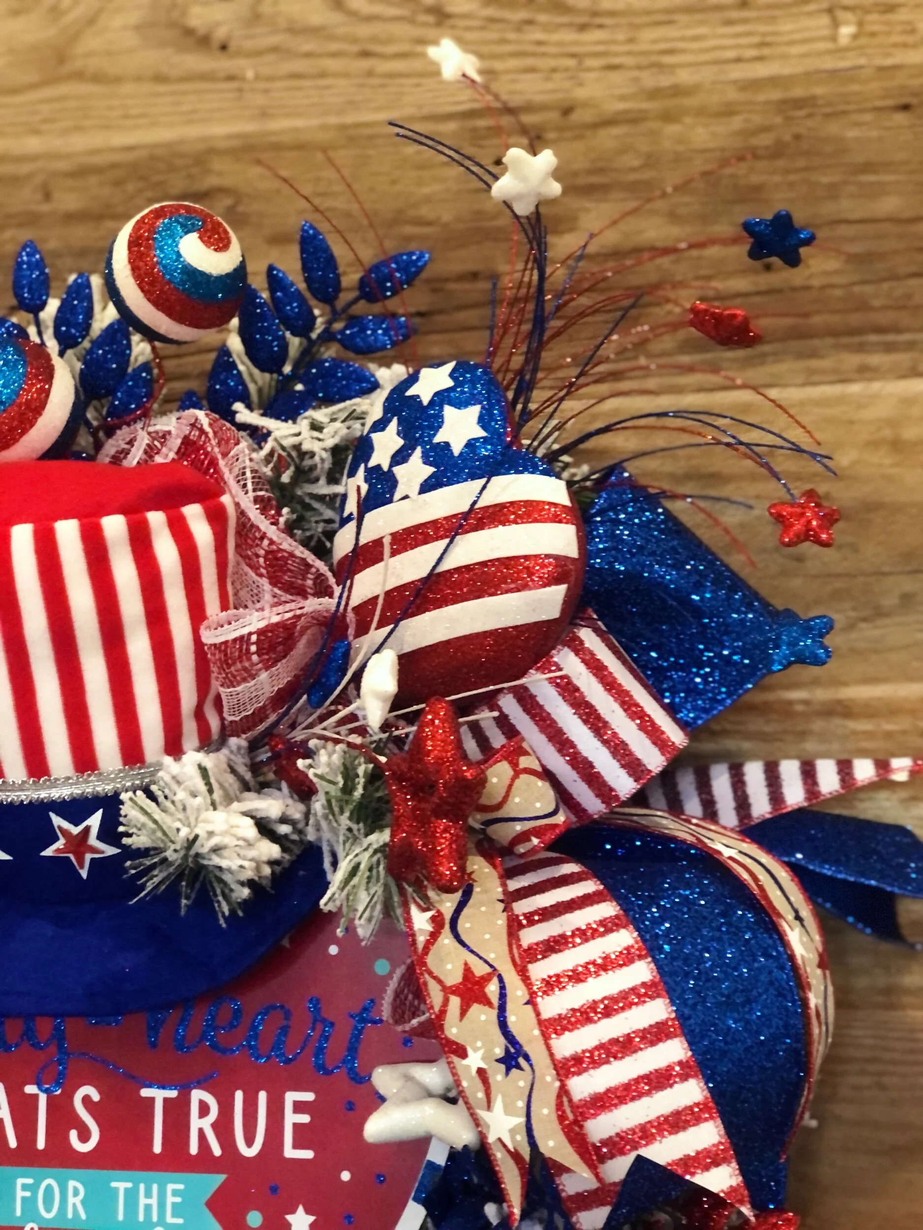 Patriotic Centerpiece, 22" — Holiday Whimsy