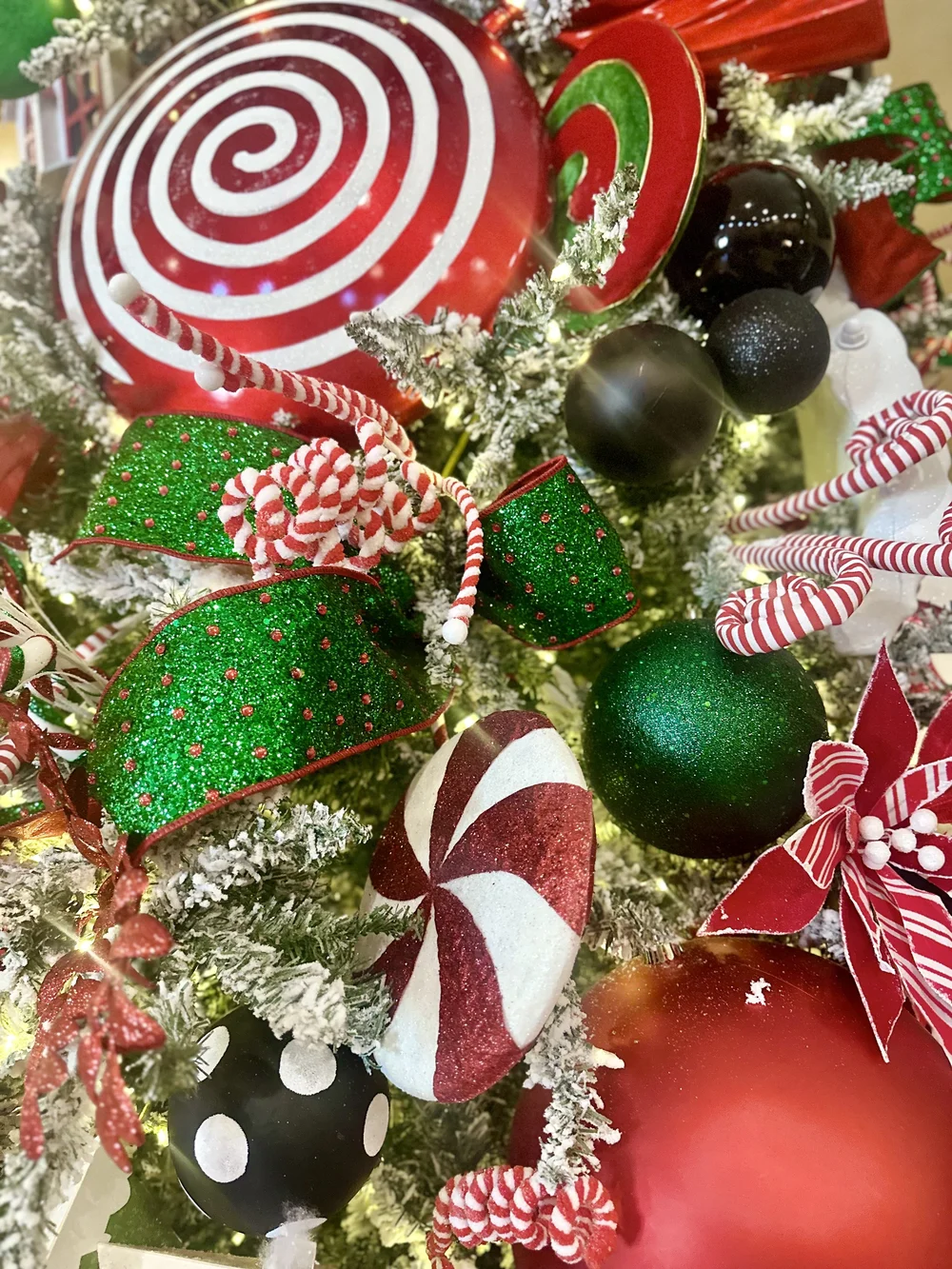 Winter Diamonds, 4" — Holiday Whimsy