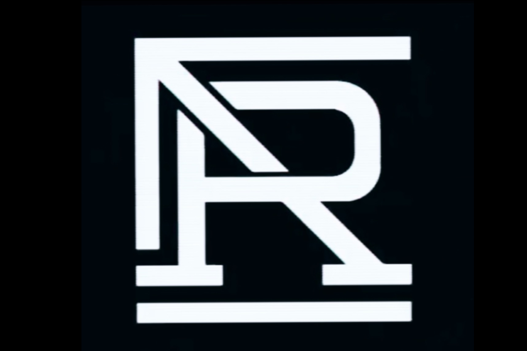 R1ZE ATHLETIC ACADEMY