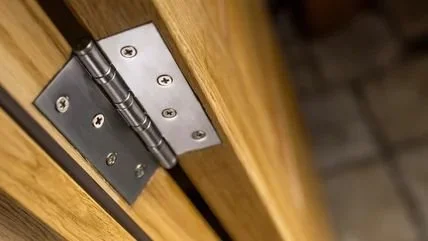 Guide on How to Fix Squeaky Hinges: Easy DIY Solutions — HomeRun Blog