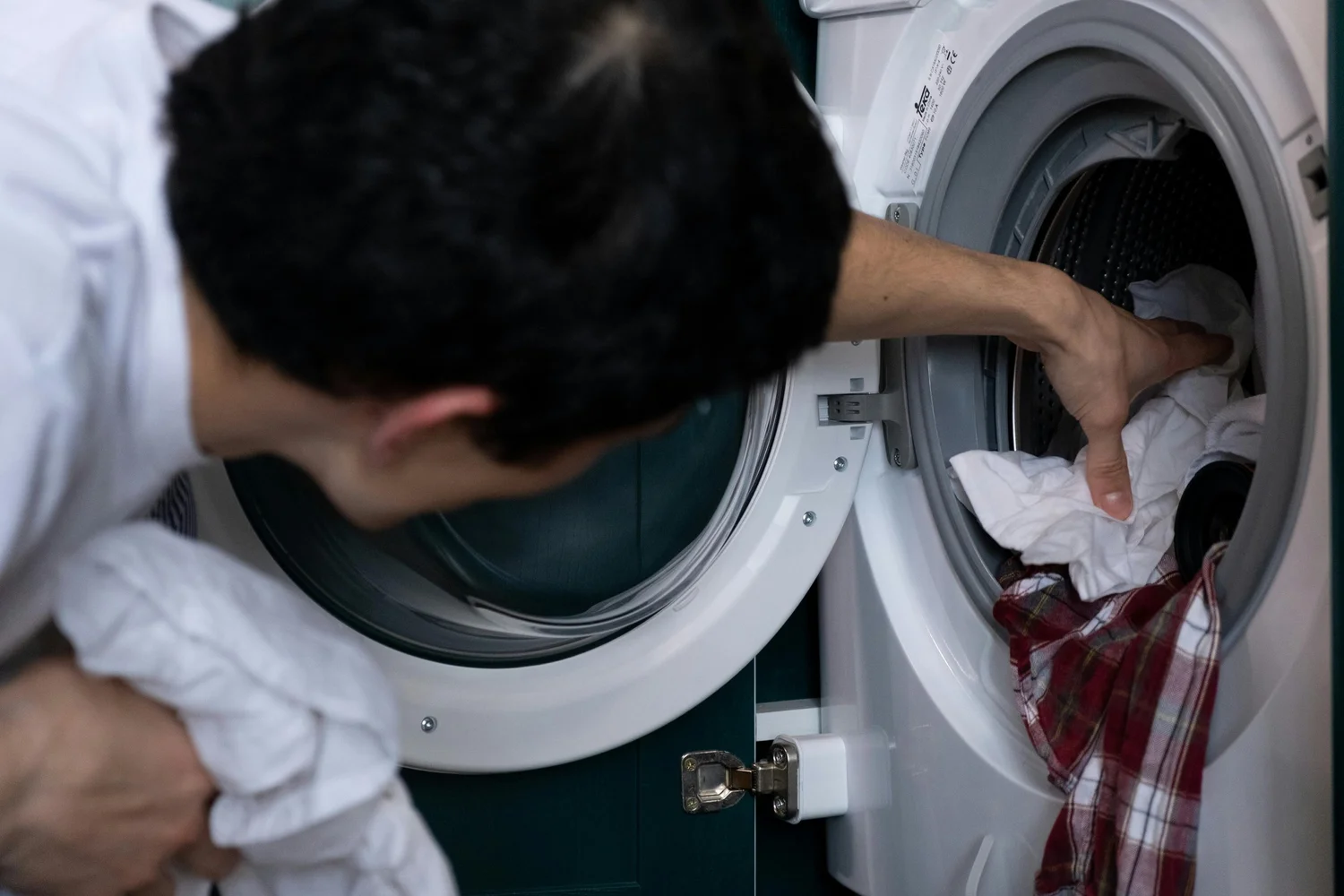 Say Goodbye to a Dirty Washing Machine with Easy Cleaning Tips ...