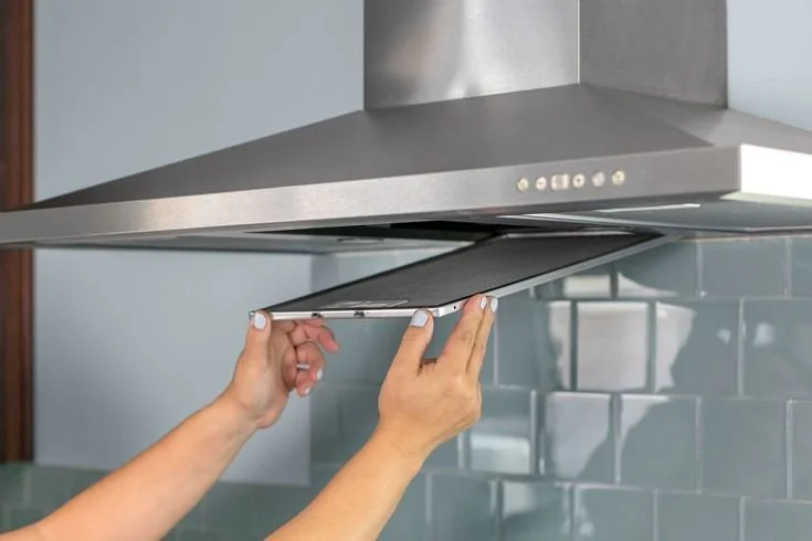 How to Clean a Kitchen Extractor Fan: Step-by-Step DIY Guide — HomeRun Blog