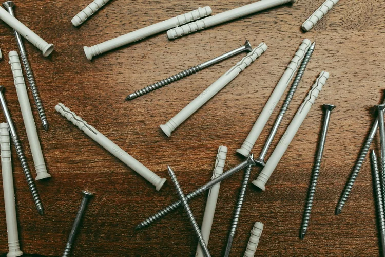 How to Remove Wall Plugs from Any Wall Type — HomeRun Blog