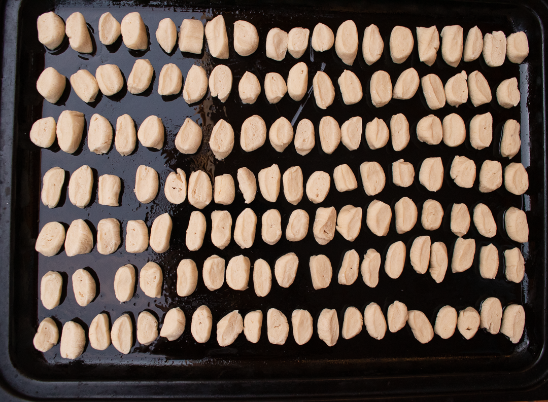 Bobalky — The Petit Biscuit