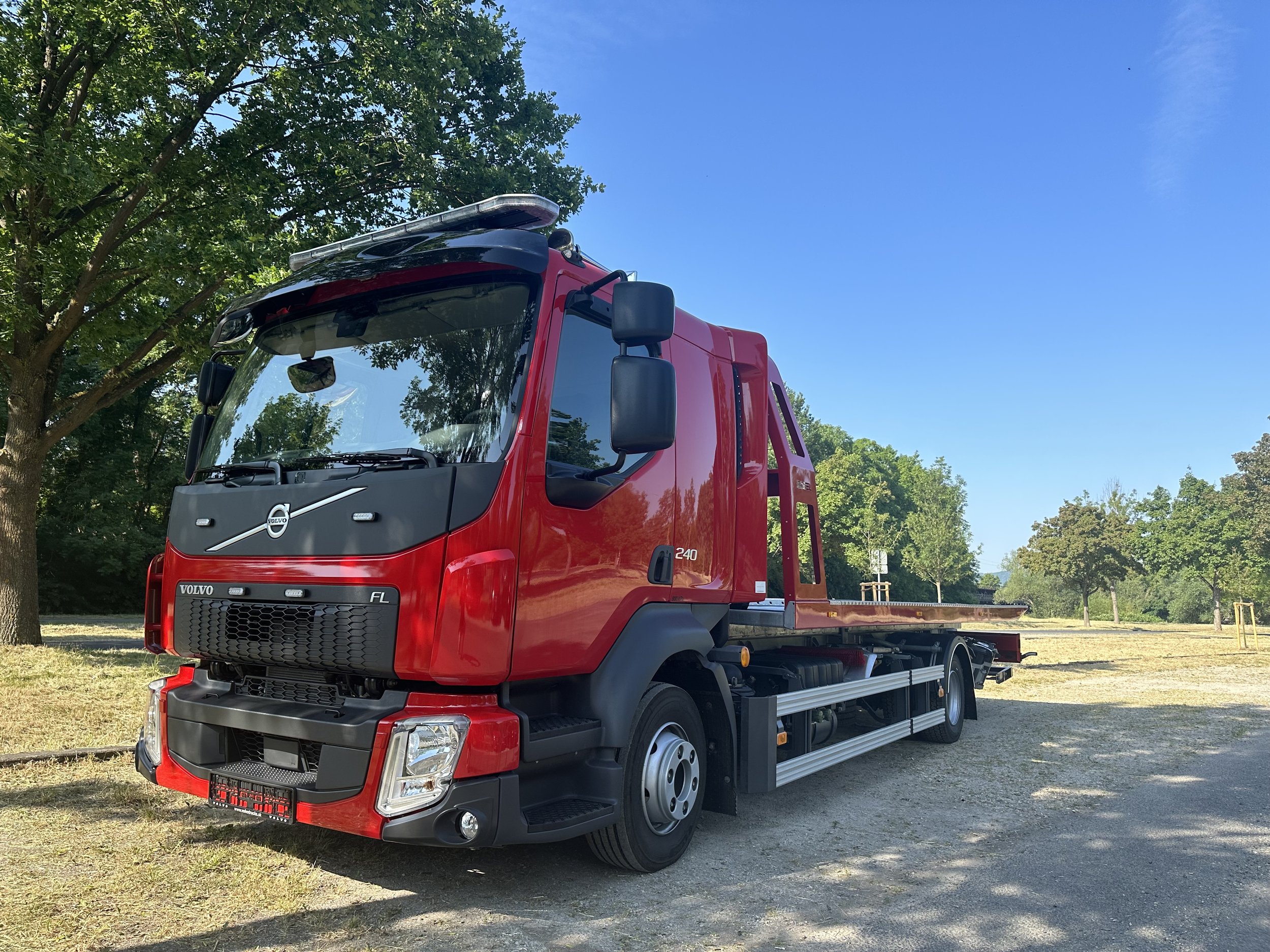 For Sale — ESSEL - Premium Superstructures | Recovery, Towing, Cranes ...
