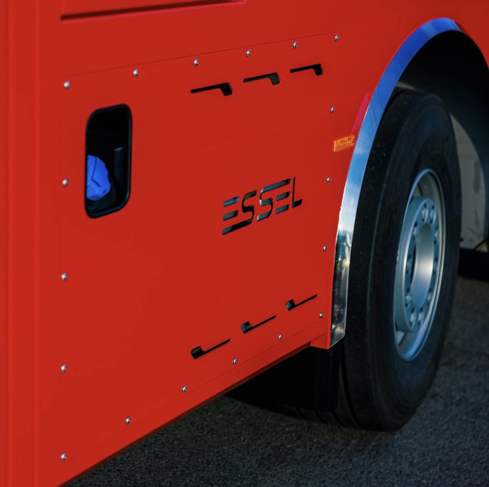 T-REX Recovery Vehicle — ESSEL - Premium Superstructures | Recovery ...