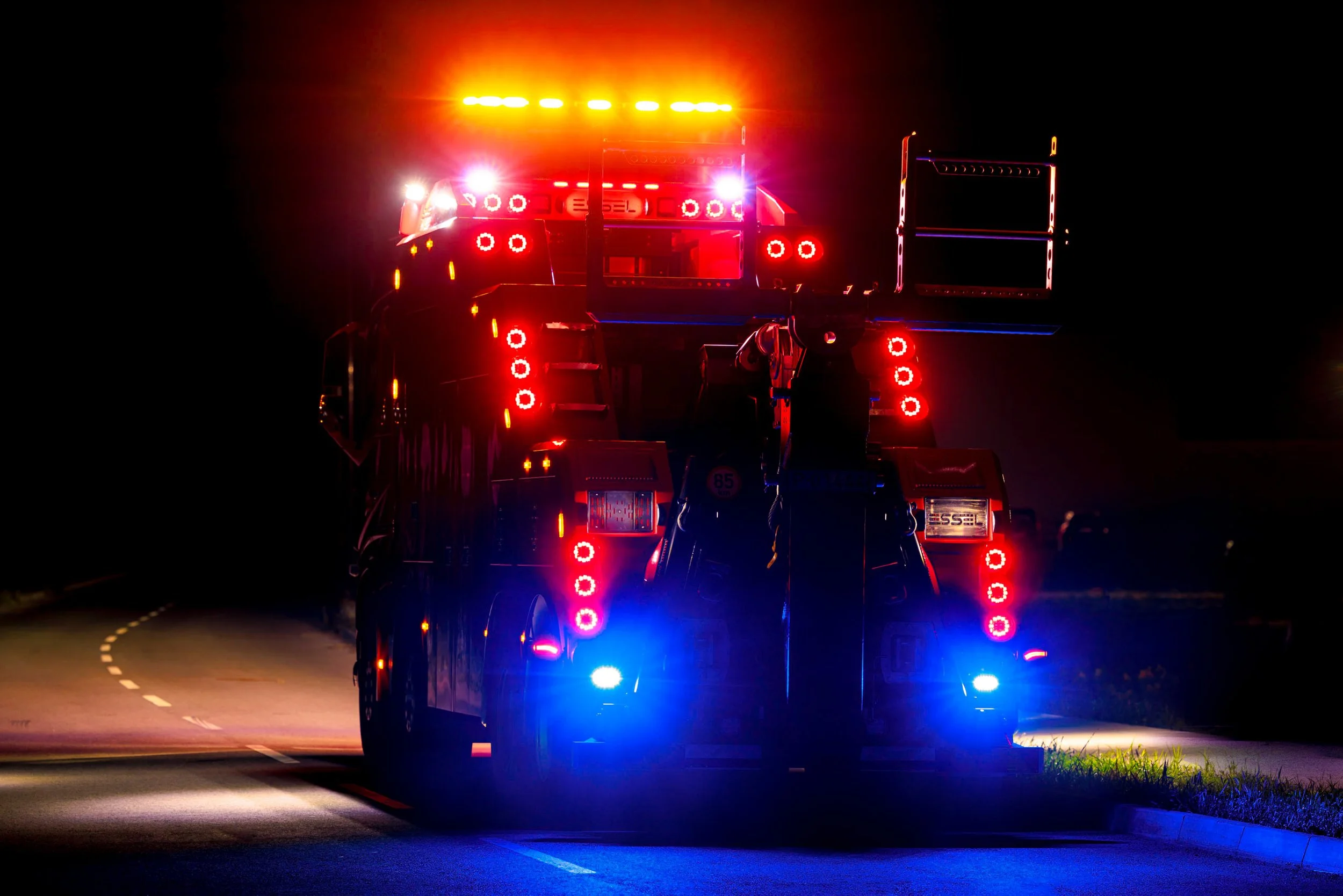 T-REX Recovery Vehicle — ESSEL - Premium Superstructures | Recovery ...