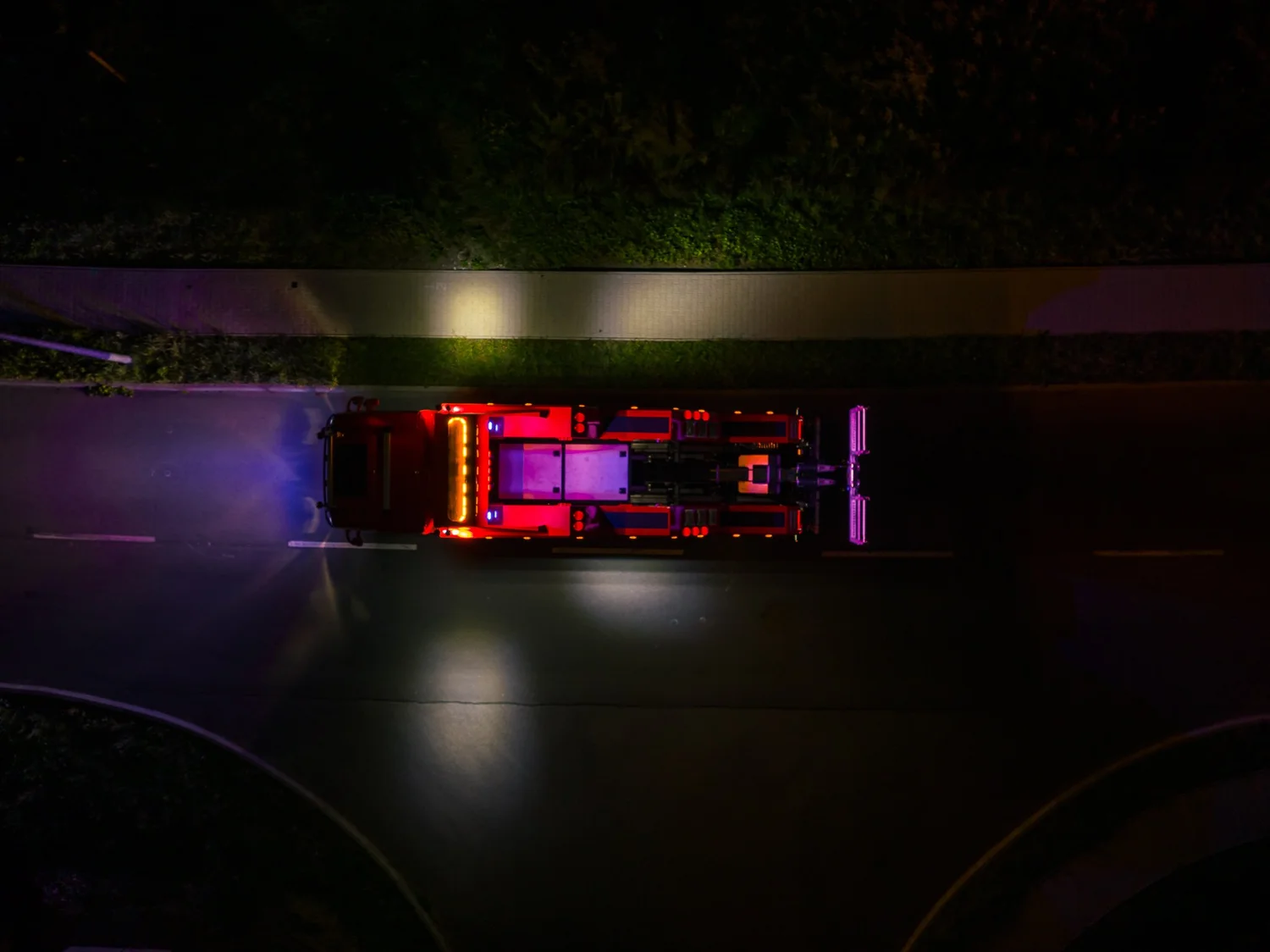 ESSEL - Premium Superstructures | Recovery-Towing-Cranes-Grabs-Skiploaders