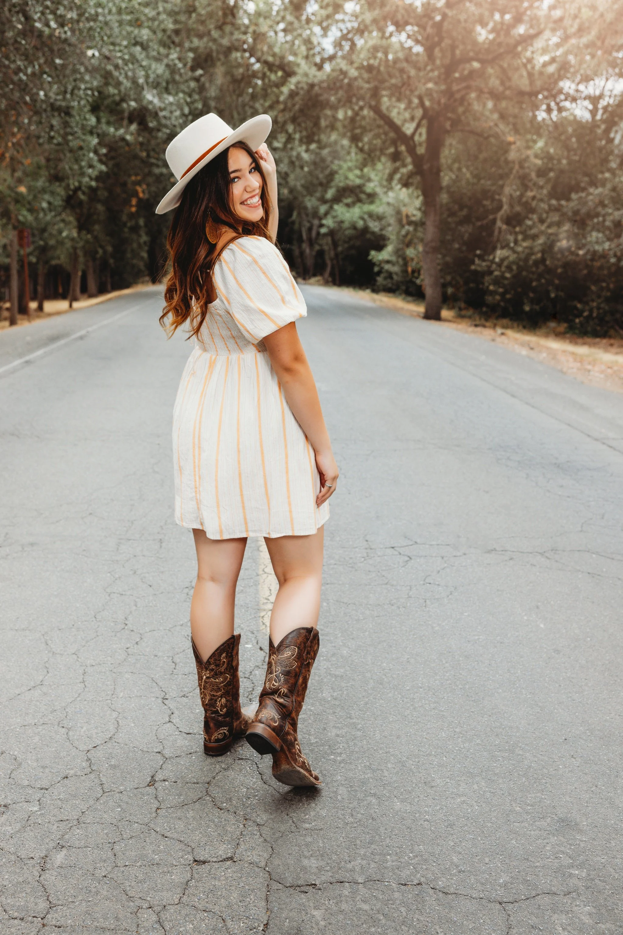 Madi's Senior Portrait Session in Sacramento, California. Lacey M ...