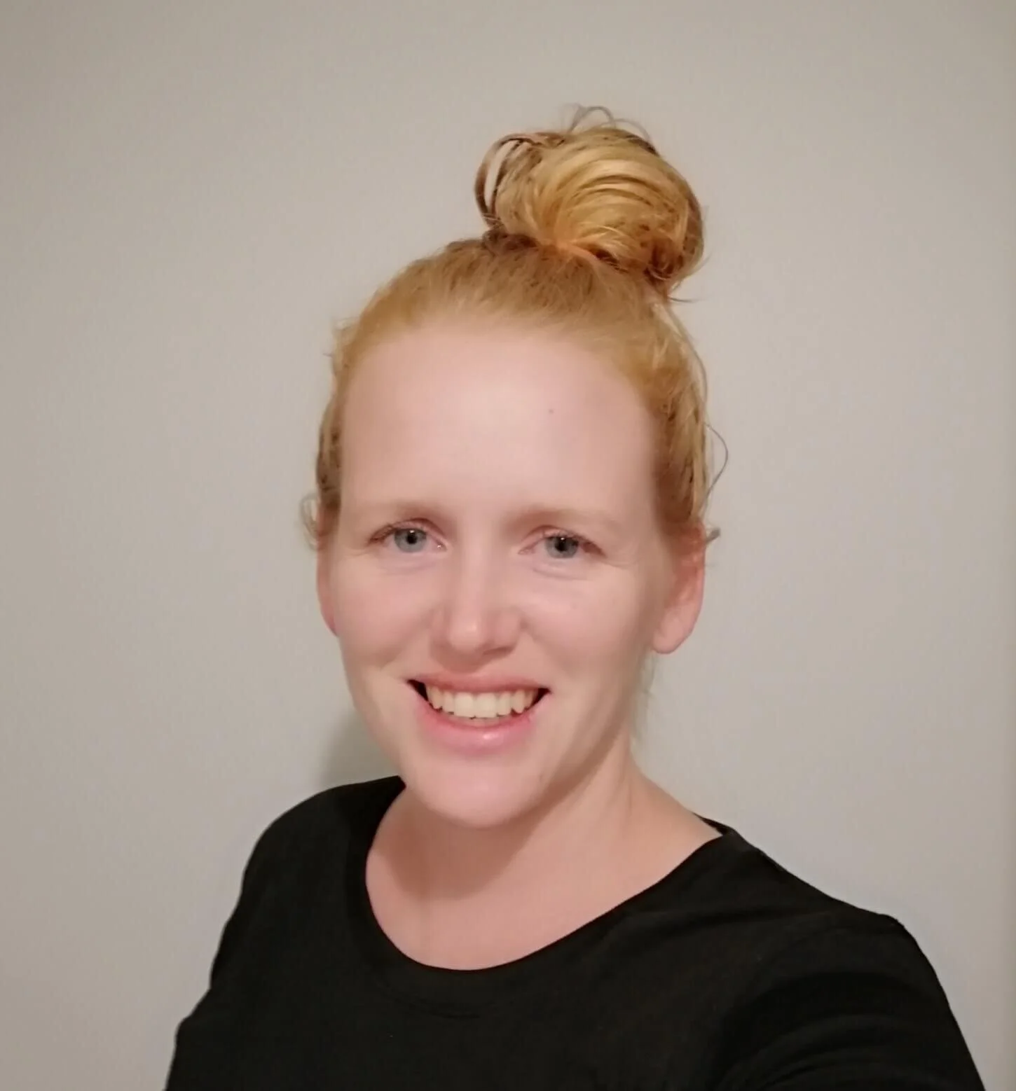 Robyn Weston's Instagram, Twitter & Facebook on IDCrawl