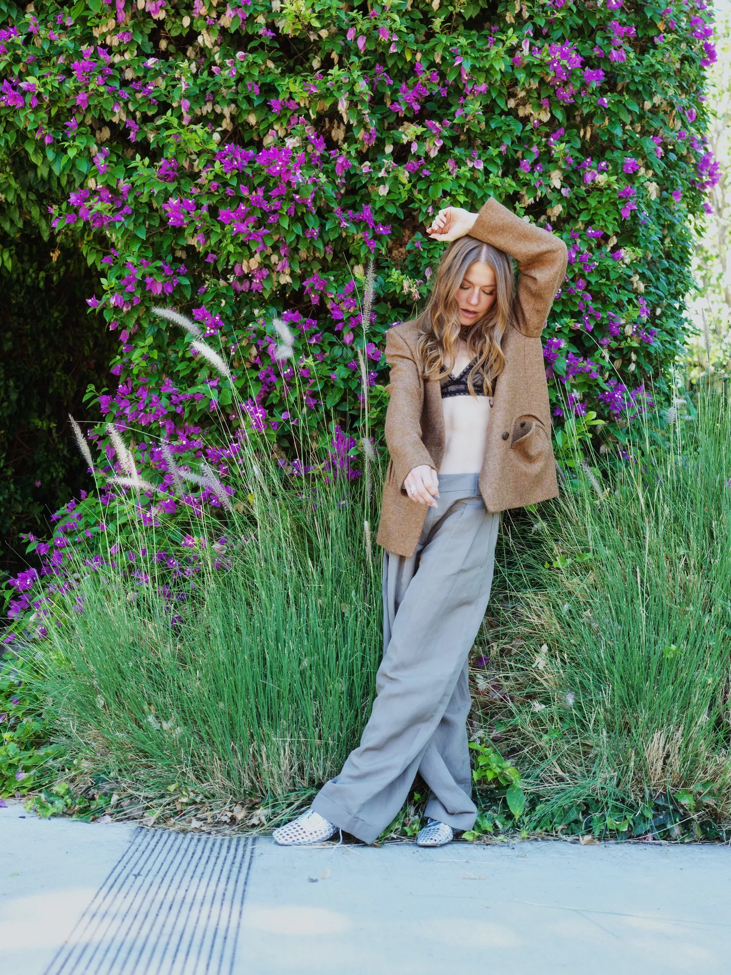 "The Chicken Sisters" star Genevieve Angelson discusses the highs and ...