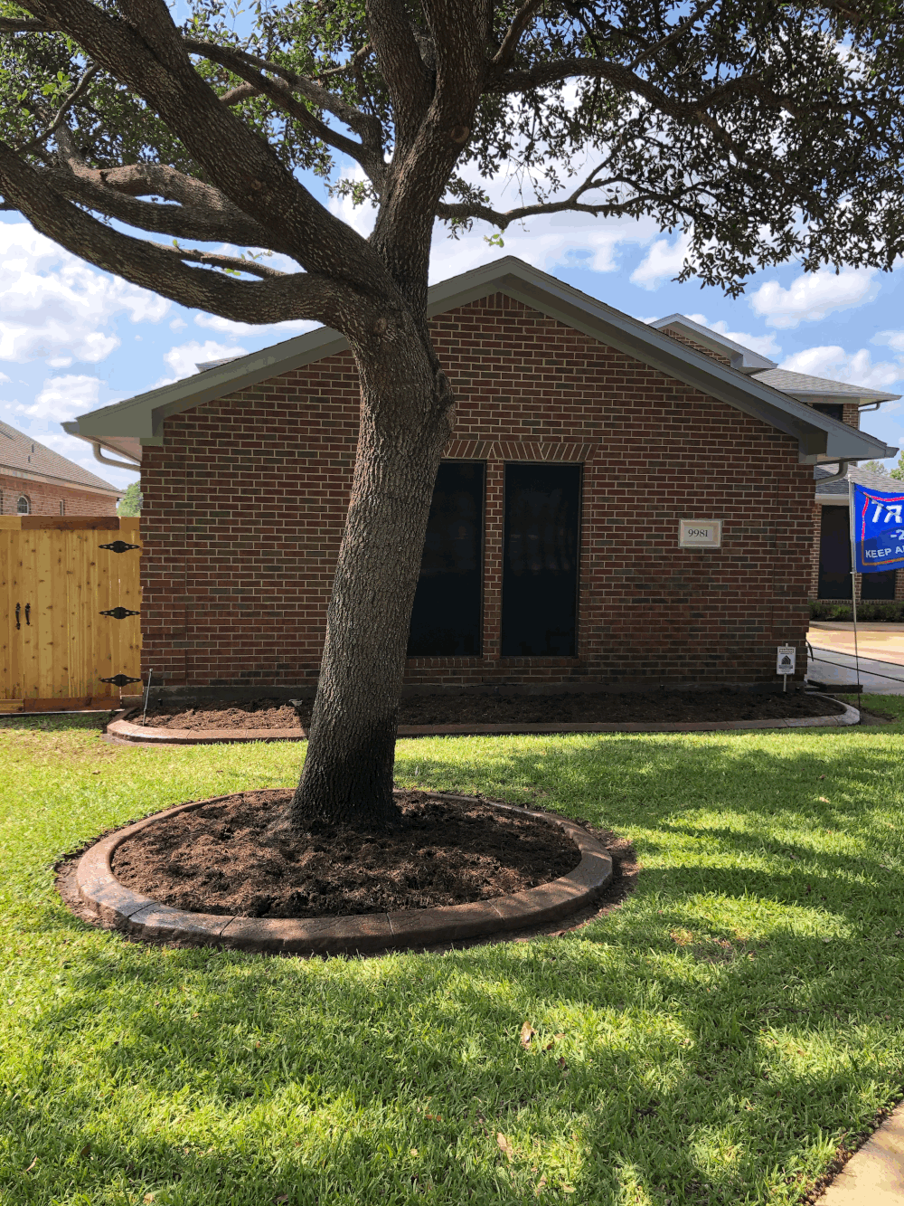 Decorative Landscape Curbing — Concrete Landscape Curbs and Borders