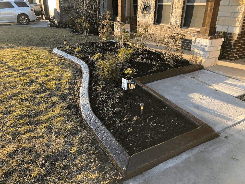 Decorative Landscape Curbing — Concrete Landscape Curbs and Borders