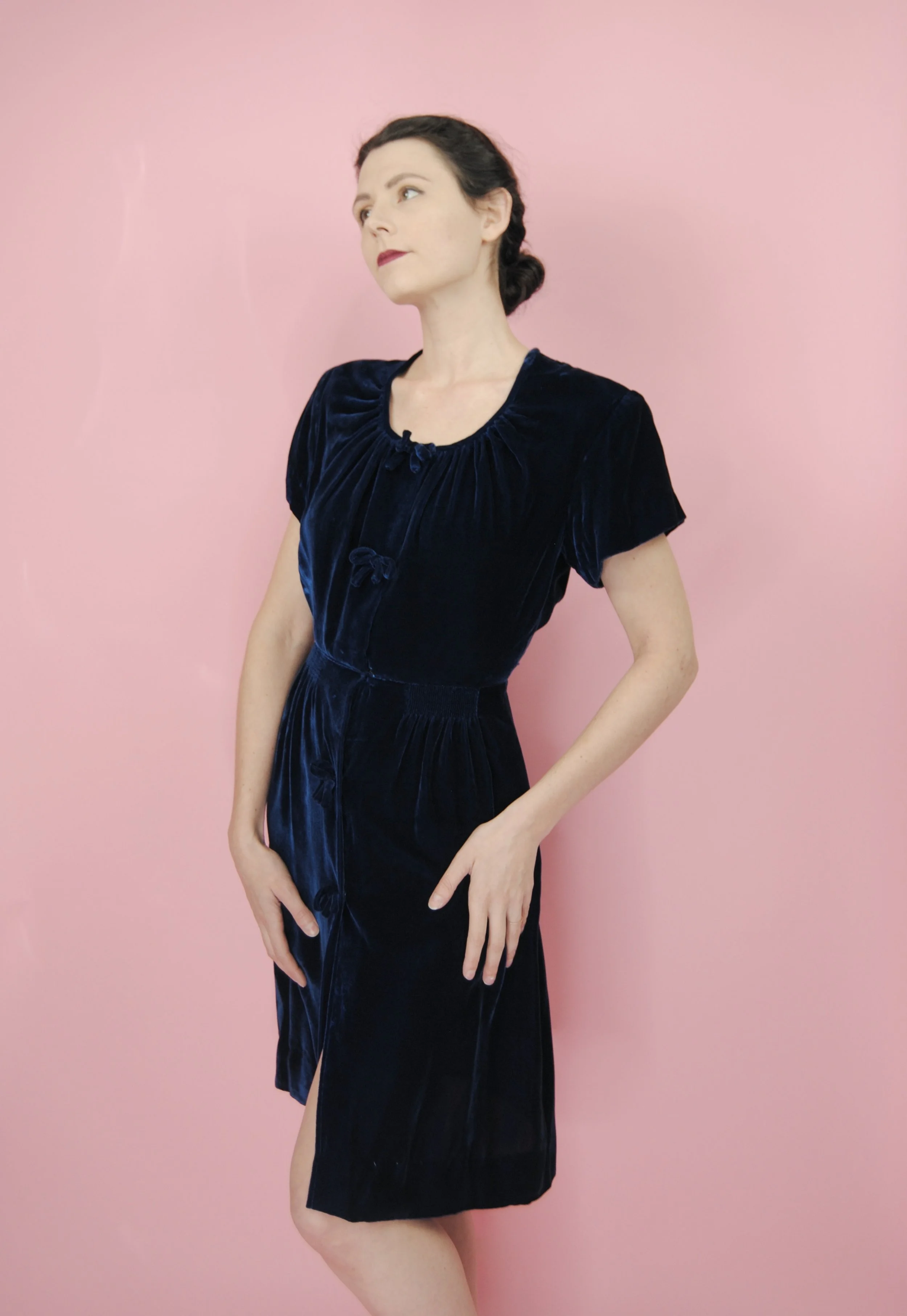 Top 10 Vintage Holiday Velvets — A Stitch in Timeless