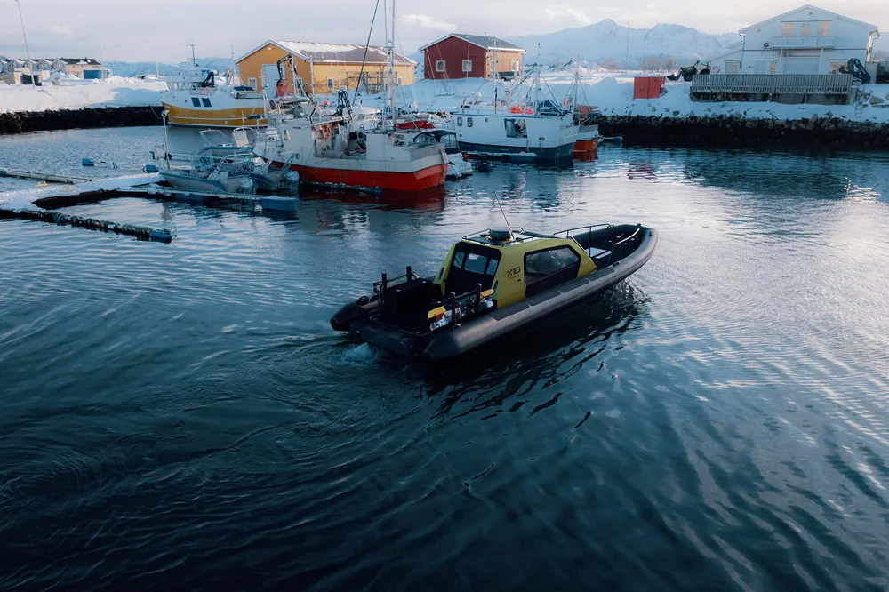 Goldfish X10 | Built for extreme conditions — Goldfish Boat
