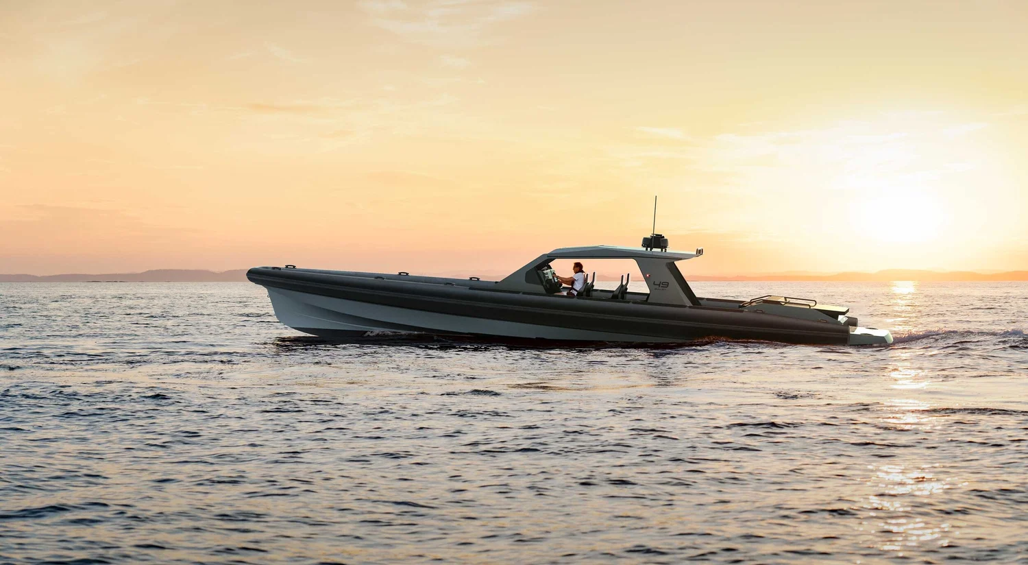 Goldfish 49 Bullet | Raw power meets pure hydrodynamic efficiency ...
