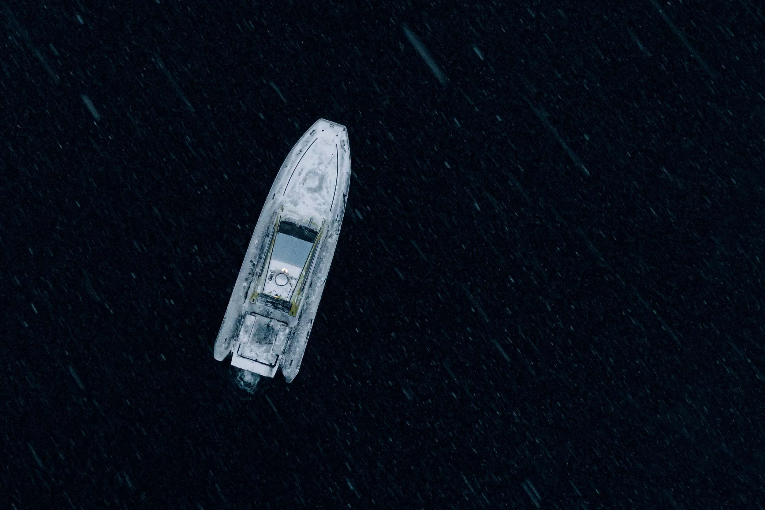 Goldfish X10 | Built for extreme conditions — Goldfish Boat