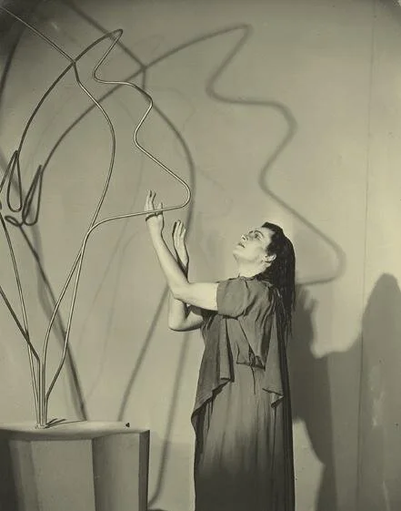 Barbara Hepworth: Form and Theatre, in the Artists House — NewArtCentre.