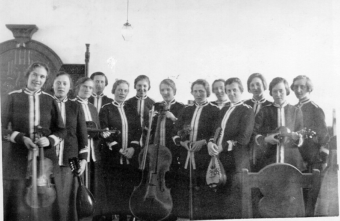 JOL og andre festar på Lyster sanatorium i 1920-30 åra — Luster Sogelag