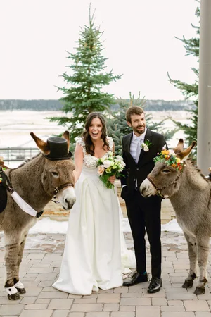 Timeless Wedding Photographer — A L I V I A C U O Z Z O Wedding Photography