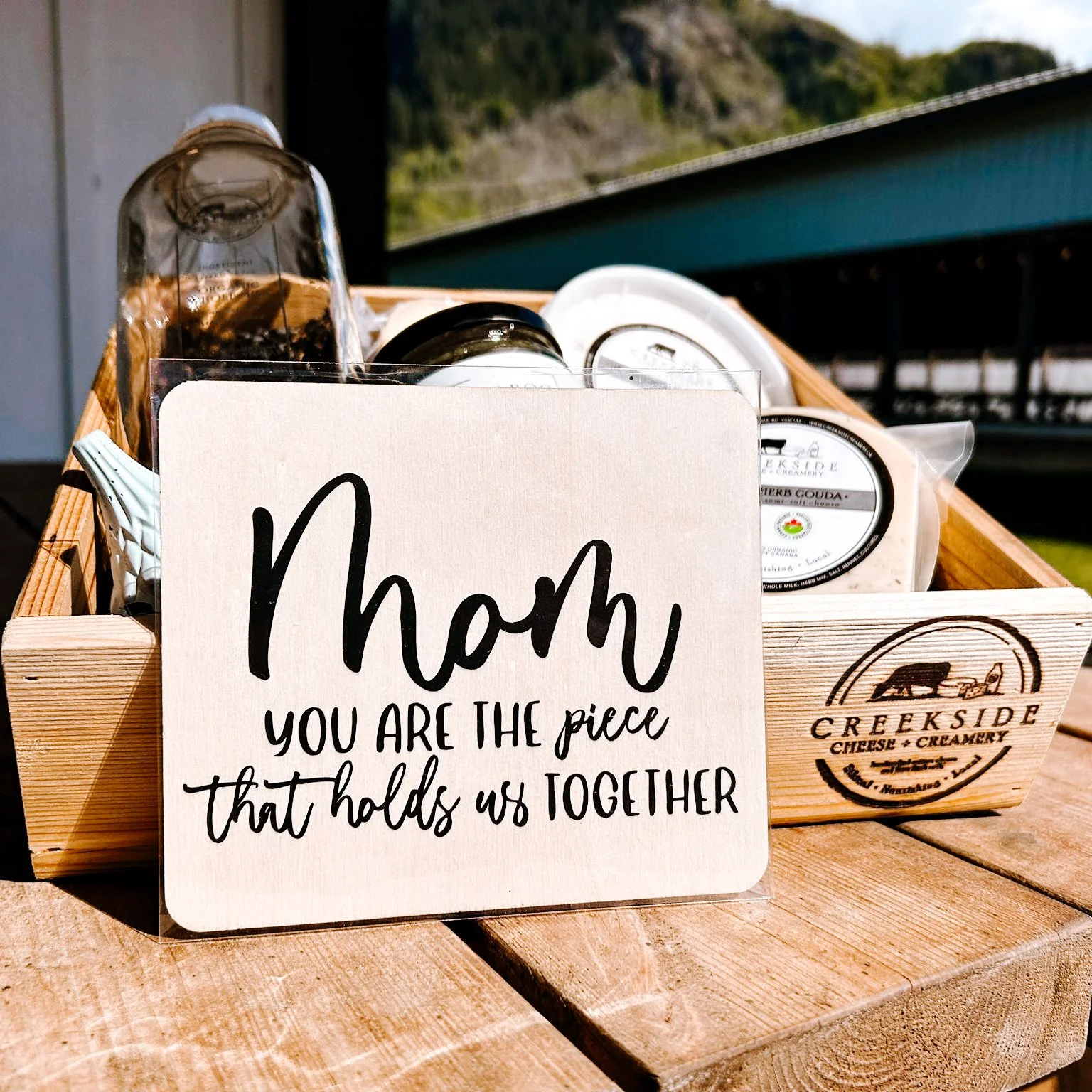 STORE — Creekside Cheese + Creamery