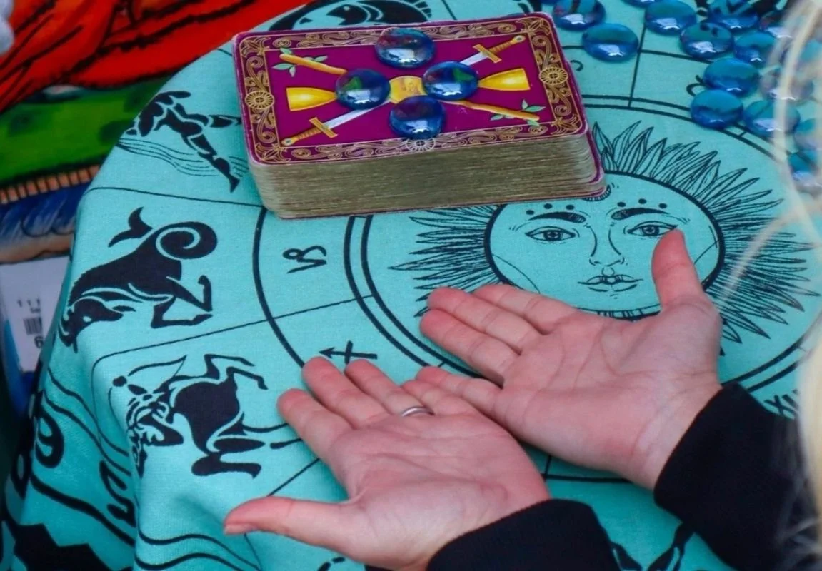Discover 10 Rare Palm Lines: Witches' Psychic Insights