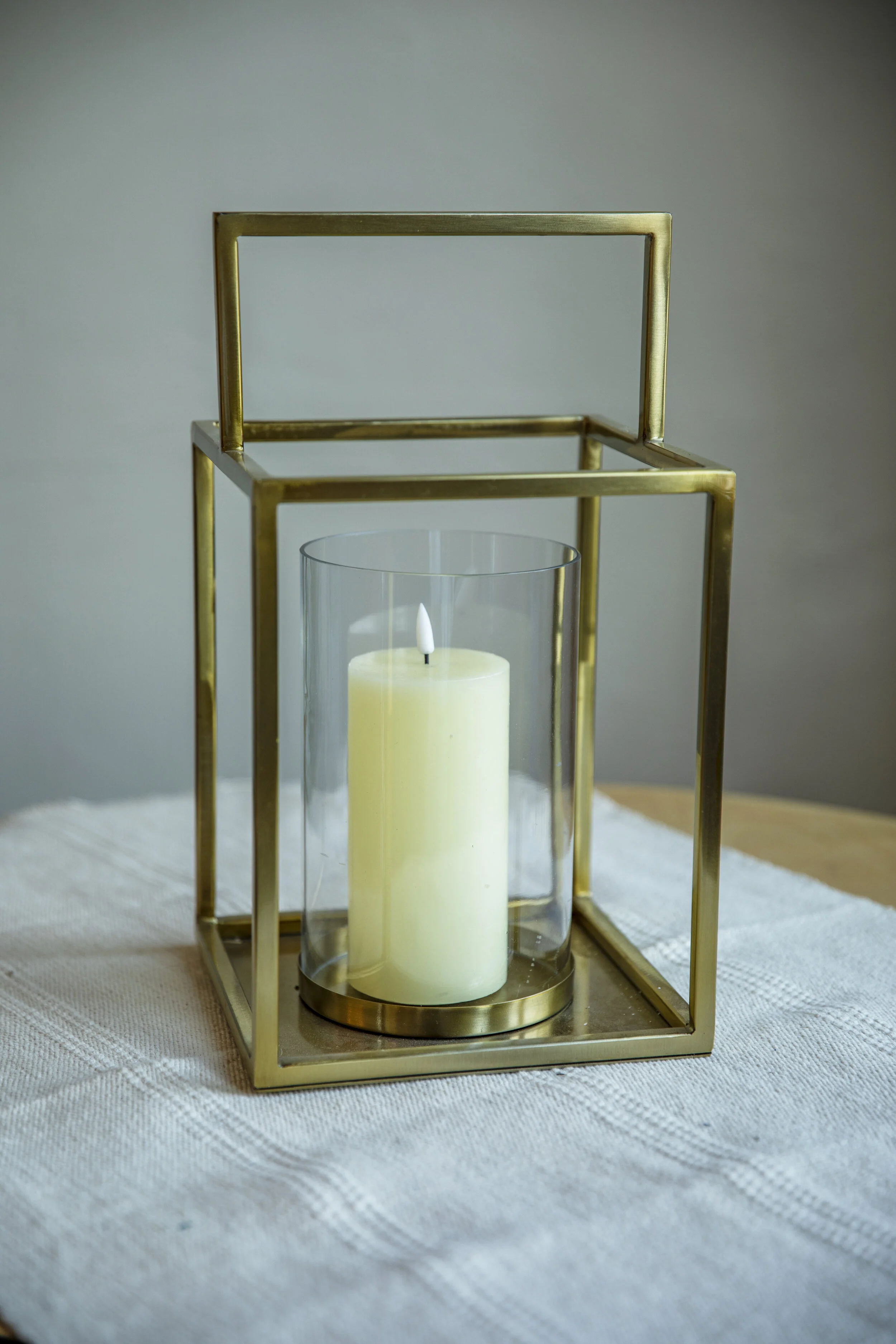 Wedding Decor Rentals — crescent hall