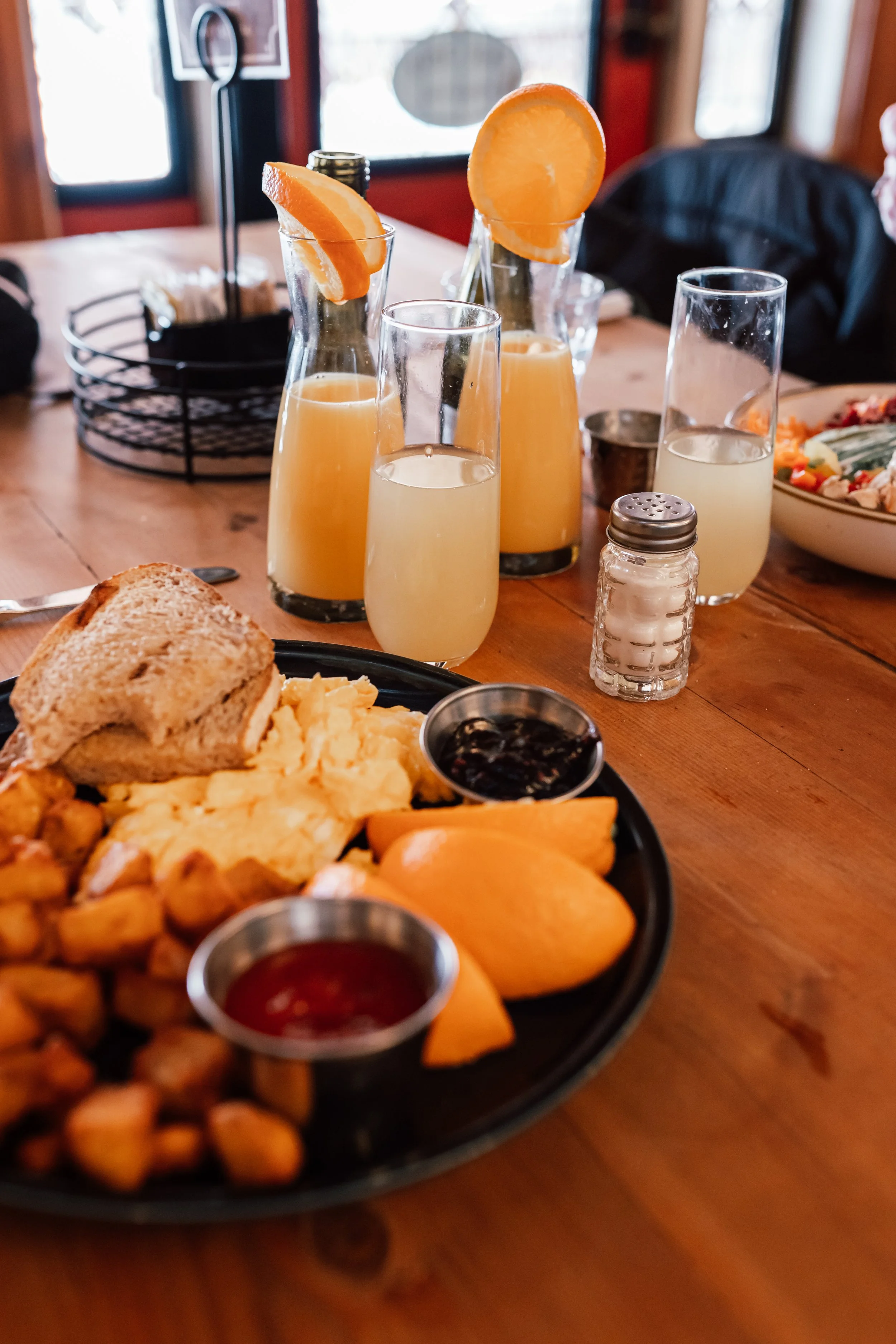 Restaurant — Saskatoon Farm