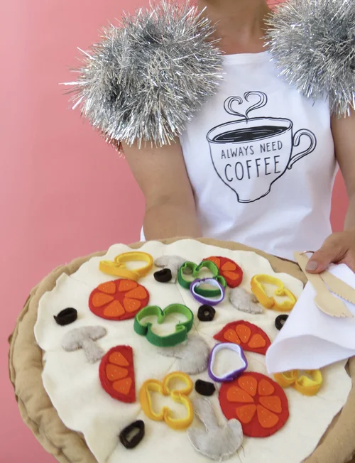 DIY FELT PRETEND PIZZA Handbag, clutch, Pizza Purse DIY-spice it up ...