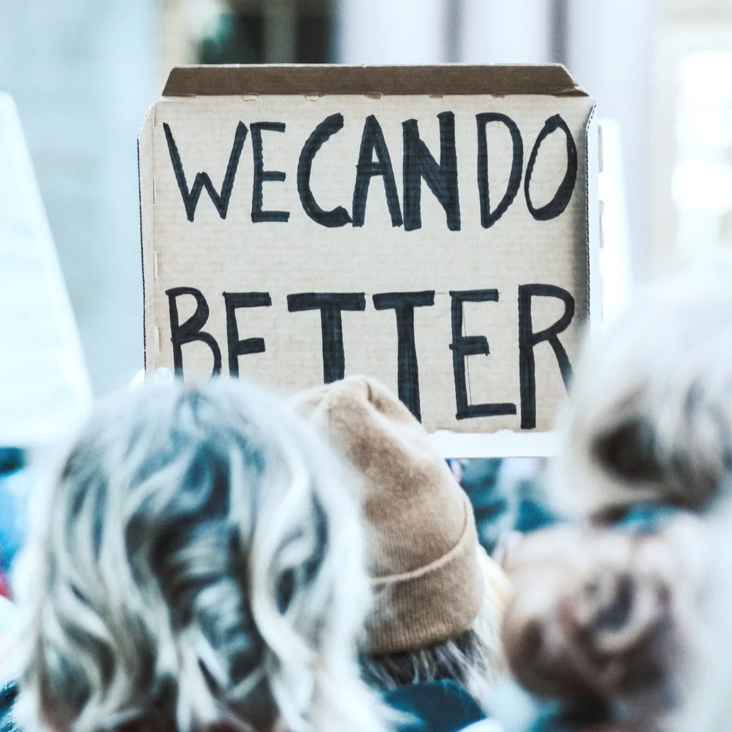 Leaving America: 6 Reasons Americans are Leaving the U.S.