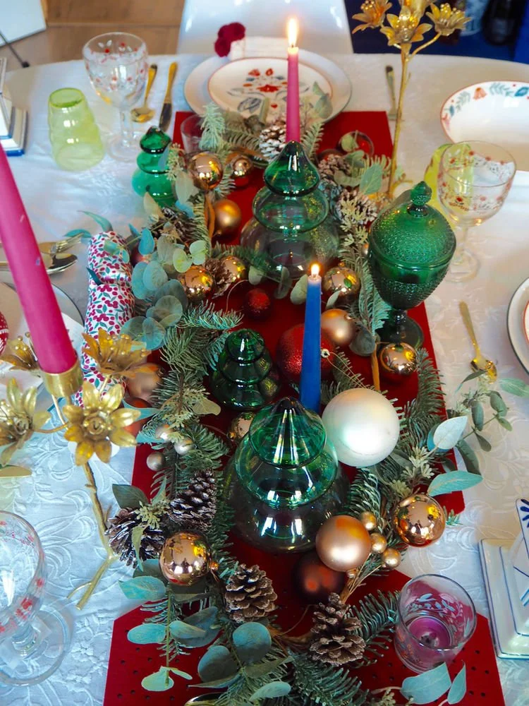 Christmas table decor ideas | Kate Wiltshire Design