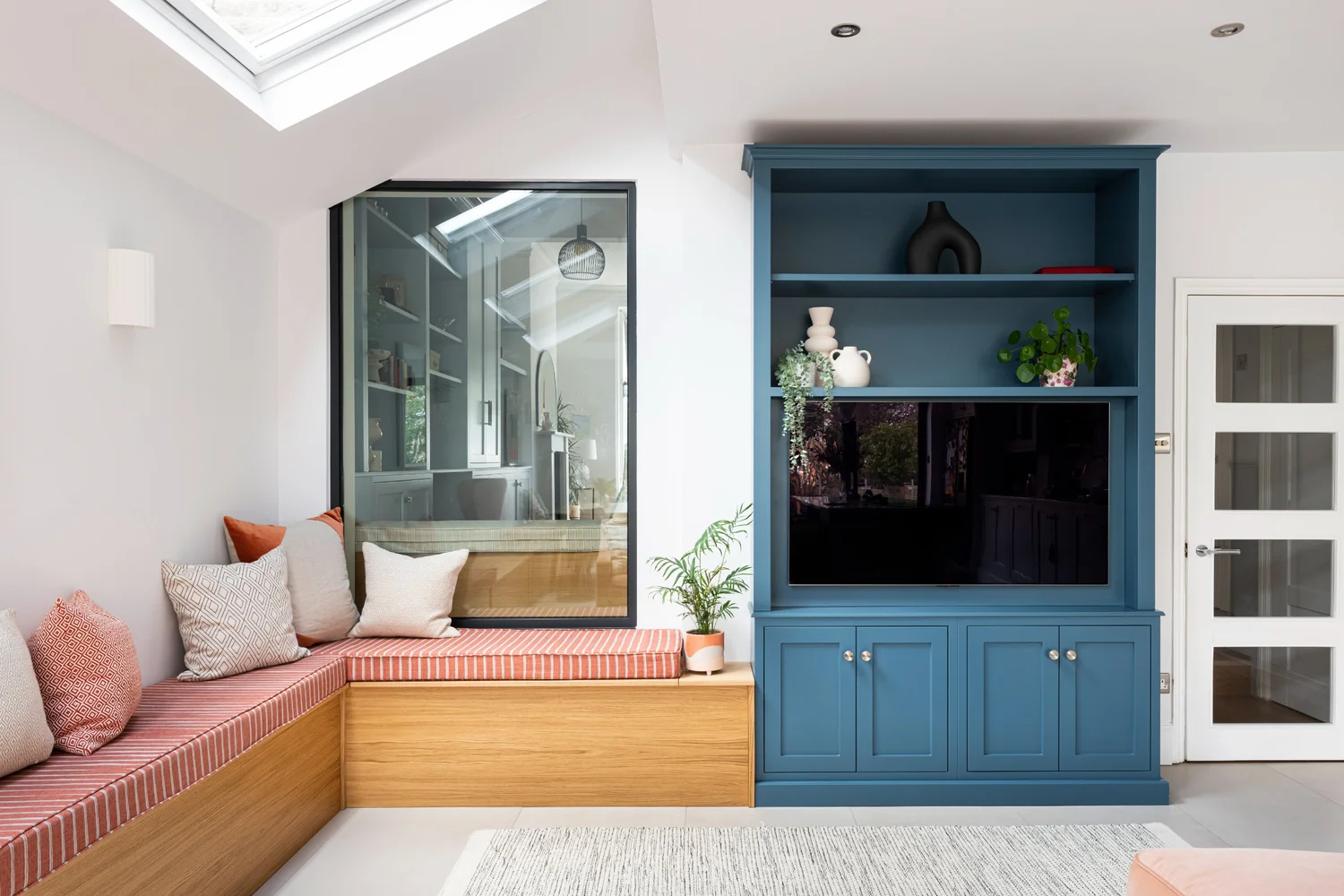 How to style a shelf | Kate Wiltshire Design