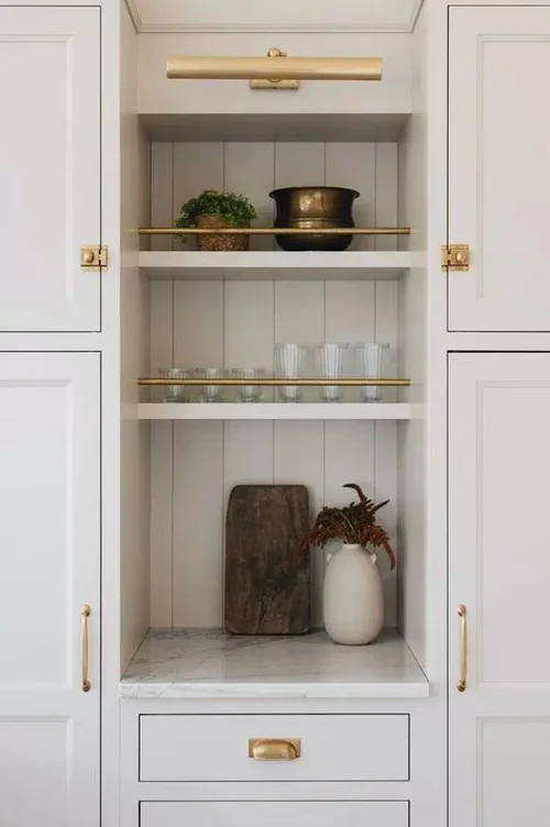 How to style a shelf | Kate Wiltshire Design