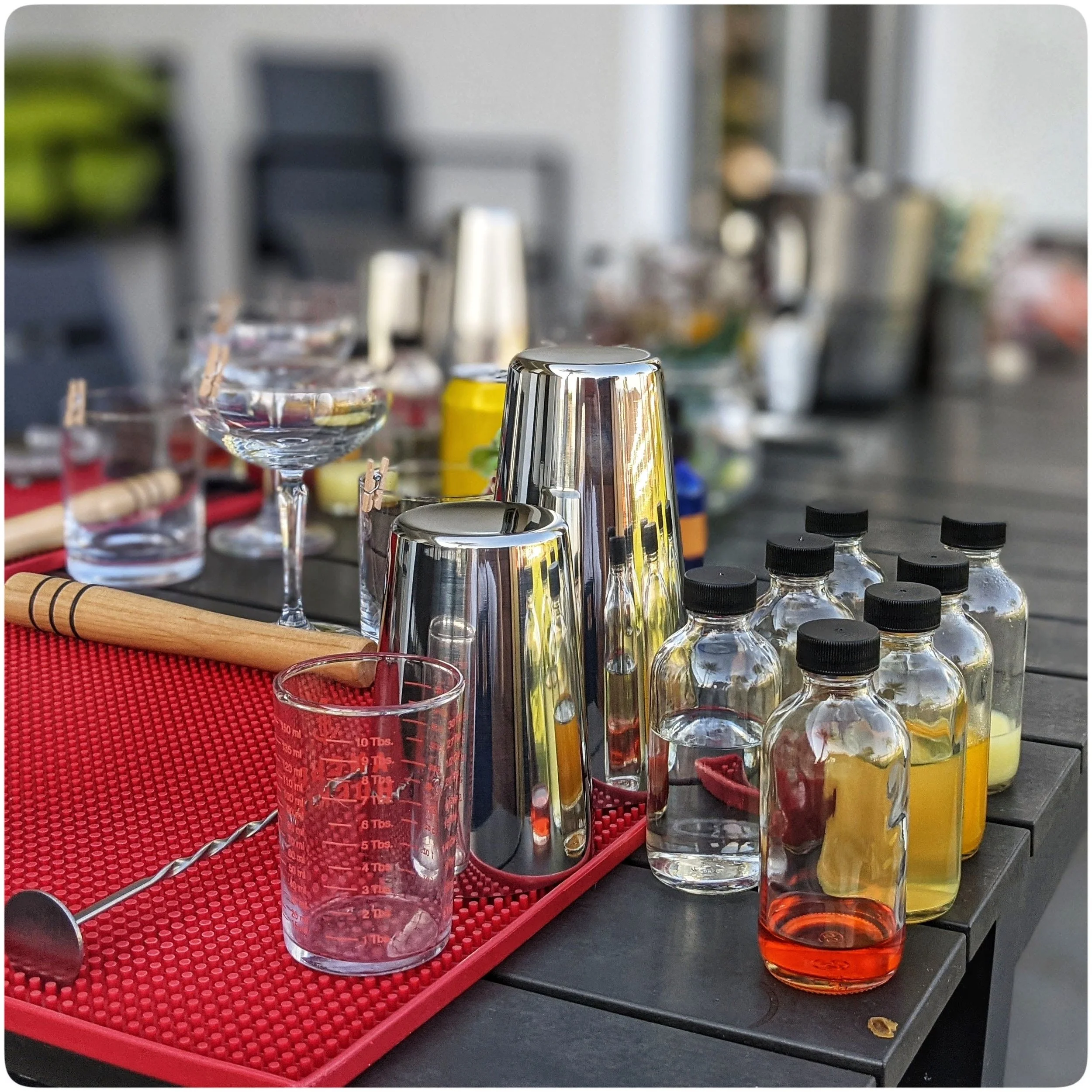 Mixology & Craft Cocktail Classes — Twist & Bitters