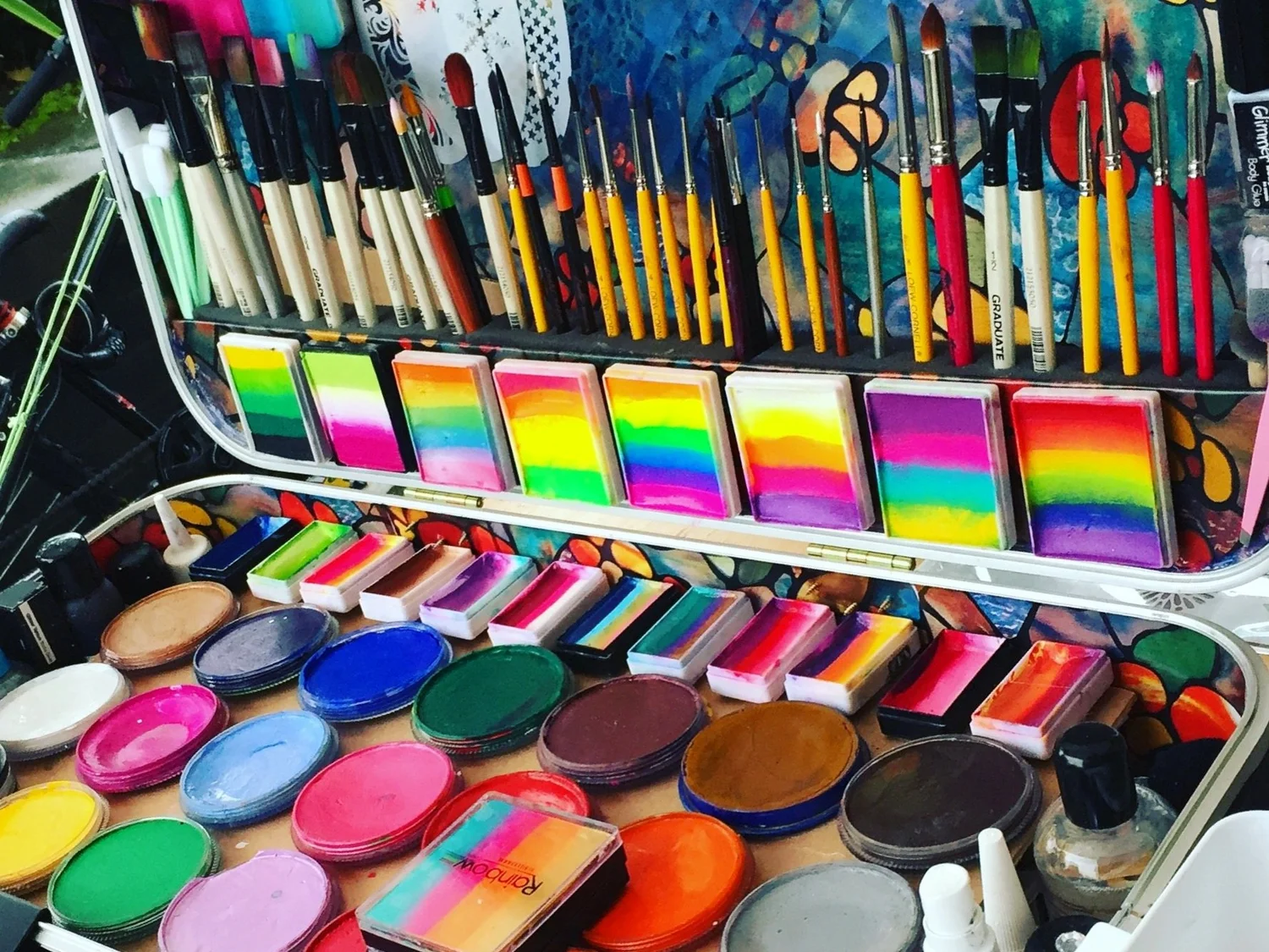 About — Magic Wand Face Paint