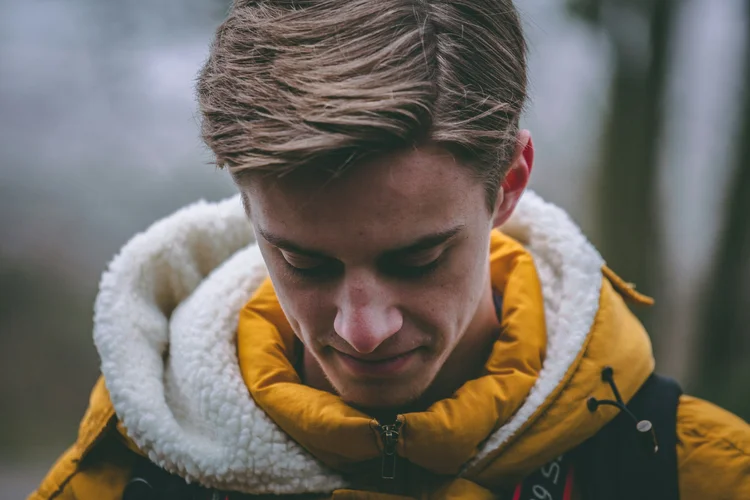 Socially Awkward or Autistic? Understanding the Differences