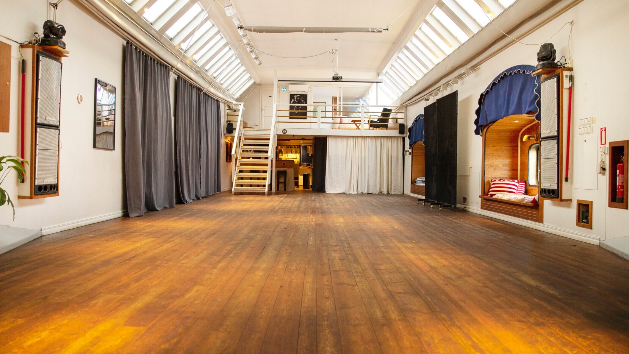 Studio — M/S Borgila